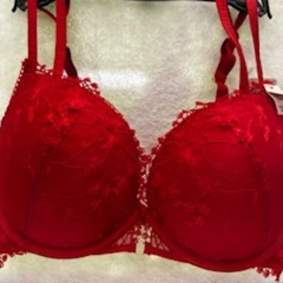 Etam | Intimates & Sleepwear | Etam Lumineuse Red Underwire Bra Nwt ...
